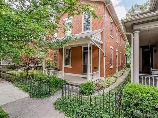 65 Green St, Dayton, OH 45402