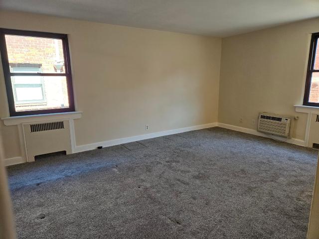 65 Henry Ave # C
