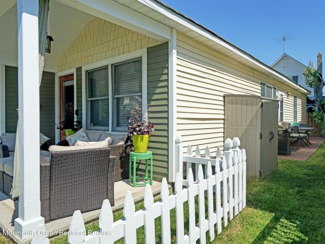 65 Heck Avenue