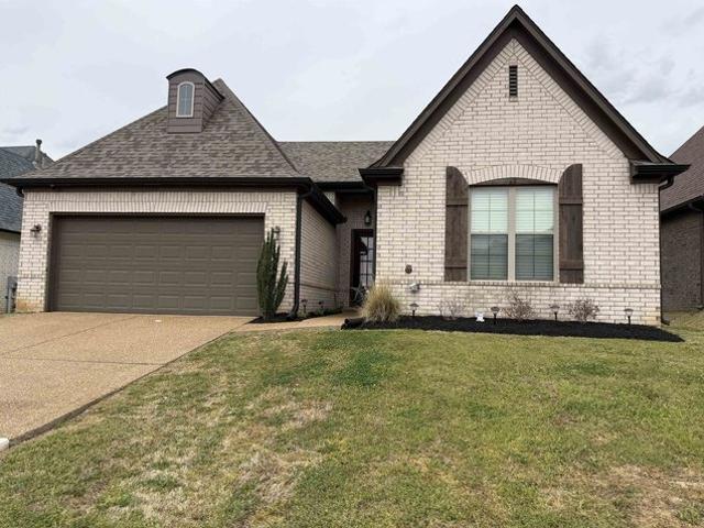 65 Hidden Meadows Ln, Oakland, TN 38060