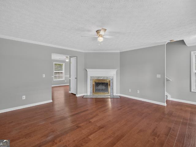65 Hillock Court