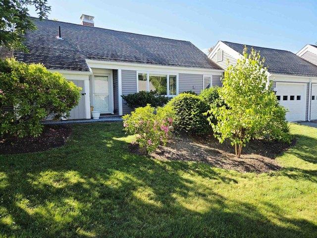 65 Hilltop Pl Unit 65, New London, NH 03257