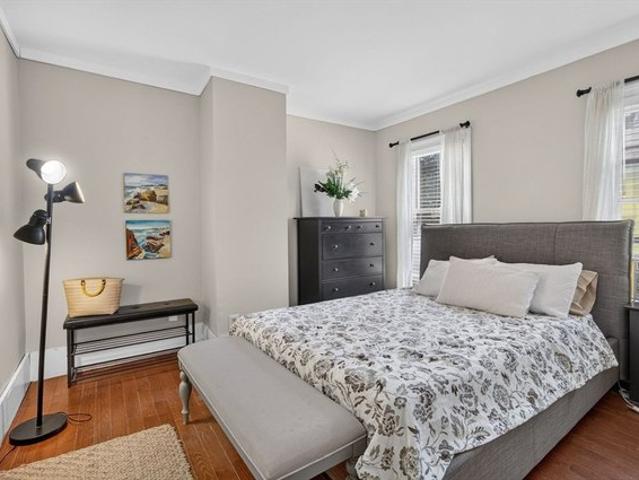 65 Howard St Unit 2, Cambridge, MA 02139