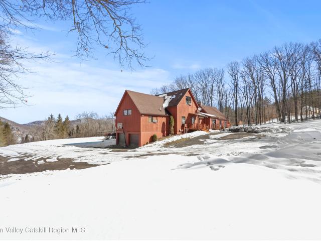 65 Johnny Cake Hill Road
