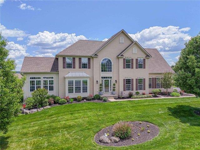 65 Joy Cir, Washington, PA 19504