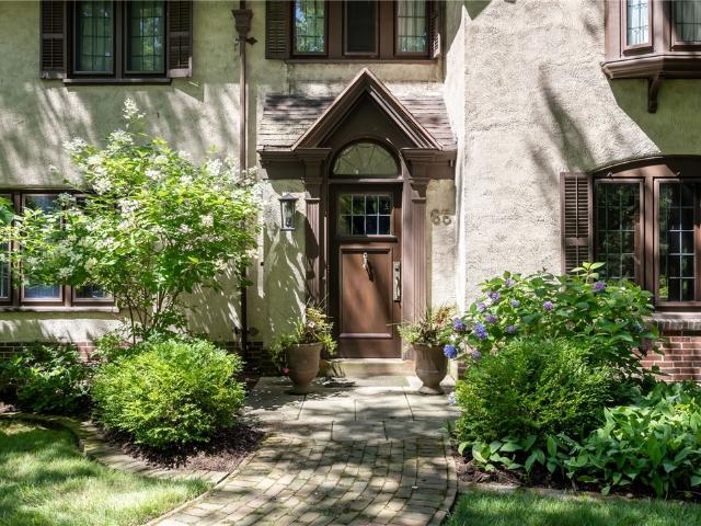 65 Landing Road S