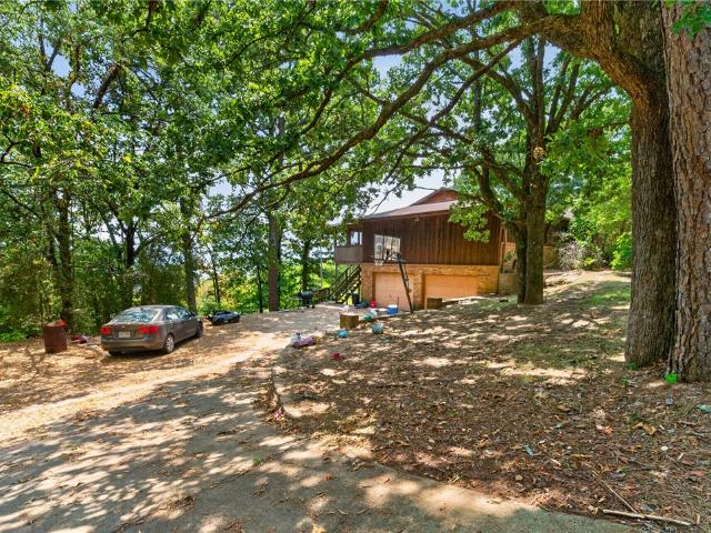65 Lake Ridge Place