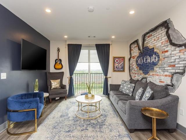 65 Lindsley Ave Apt 513, Nashville, TN 37210