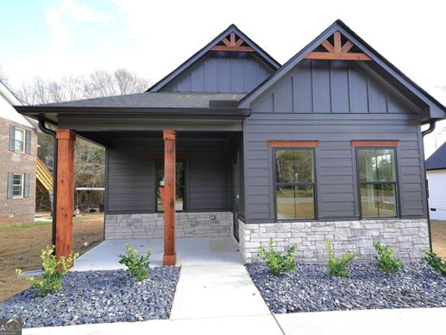 65 Magnolia St, Buchanan, GA 30113