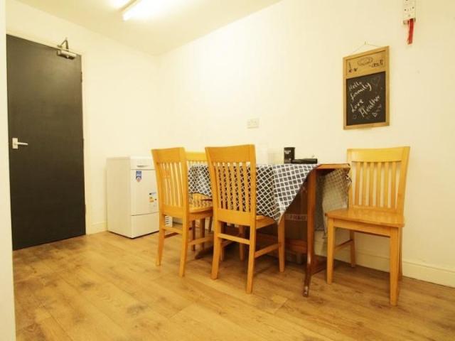 65 Monks Road, Lincoln, Lincolnshire, LN2 5HP