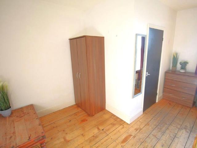 65 Monks Road, Lincoln, Lincolnsire, LN2 5HP