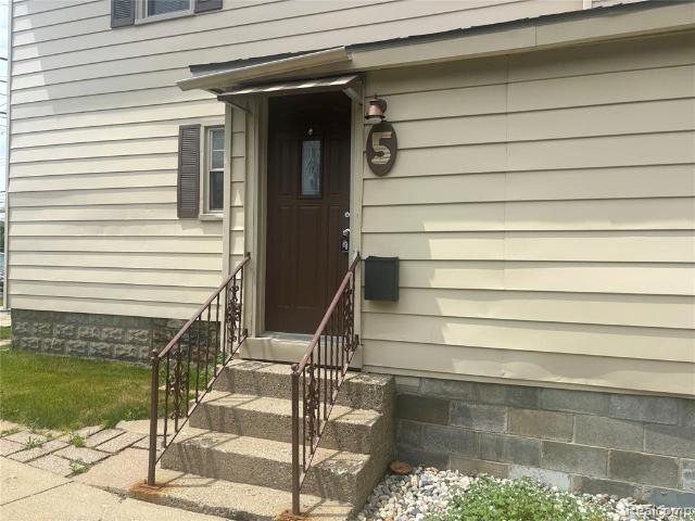 65 N Washington Street # 5