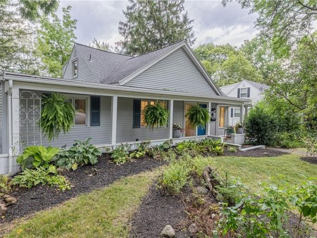 65 Newcrest Dr, Rochester, NY 14618