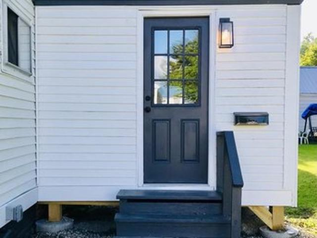 65 Oakland St, Waterville, ME 04901