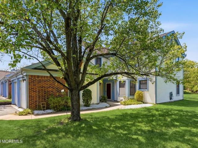 65 Old Orchard Ln Unit 1501, Ocean Township, NJ 07712