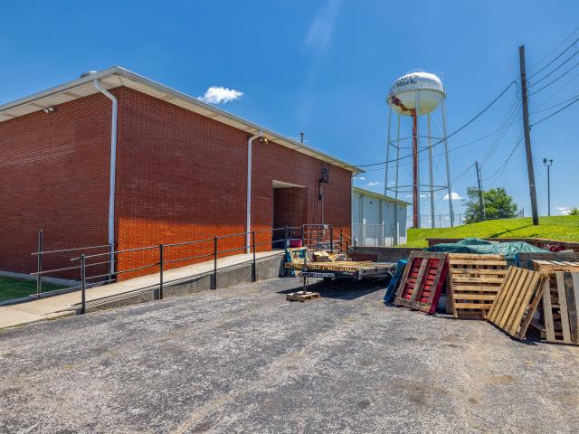 65 Old Springfield Road