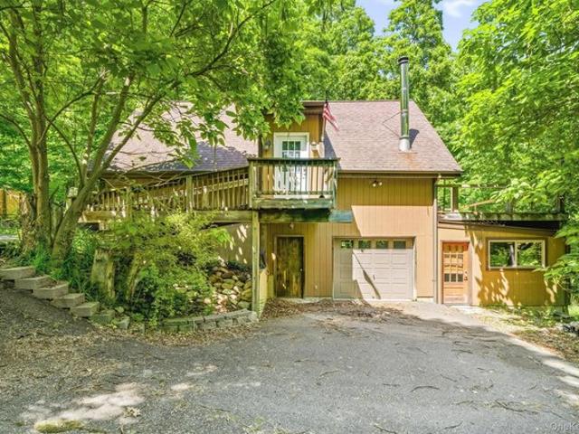 65 Old Turnpike Rd, Bloomingburg, NY 12721
