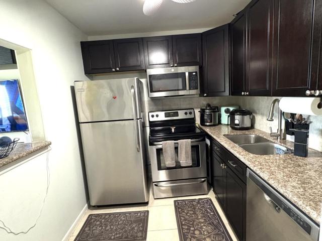 65 Preston F, Boca Raton, FL 33434 | MLS #B26015