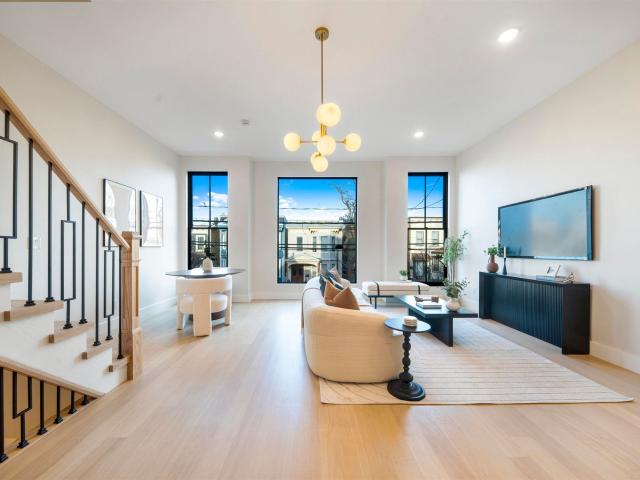 65 reservoir ave #2, jc, heights, us, nj