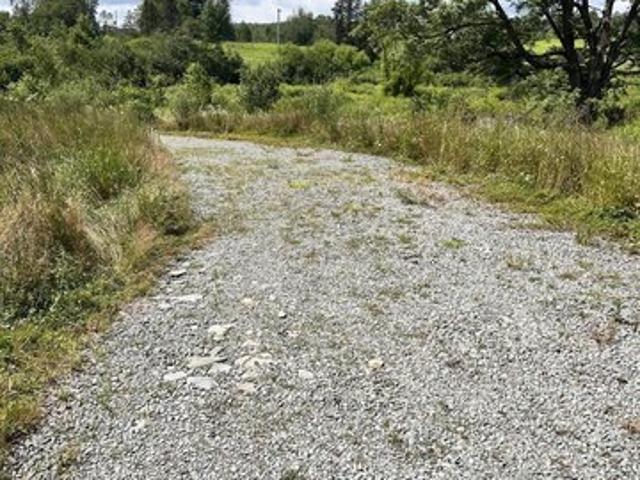 65 Ross Hill Rd, Thompson, PA 18465