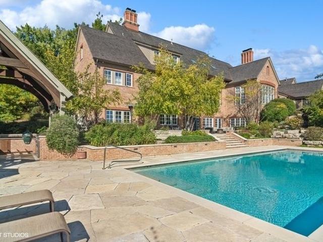 65 Round Barn Rd, Barrington Hills, IL 60010