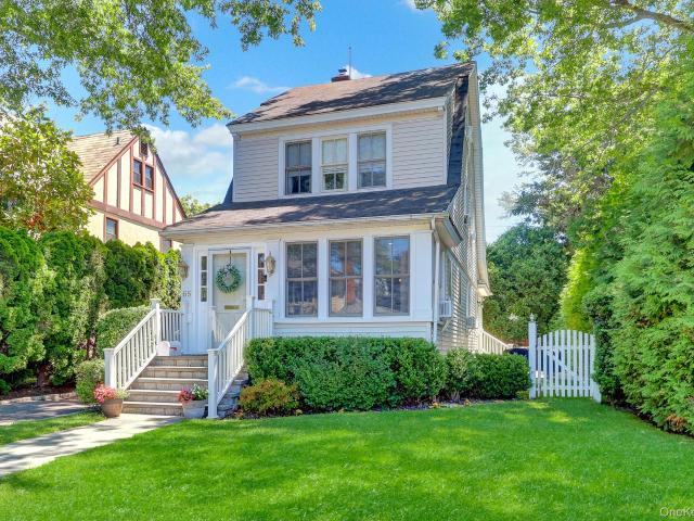 65 Roxbury Road