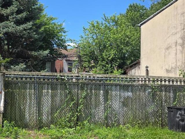 65 S Logan Ave, Trenton, NJ 08609