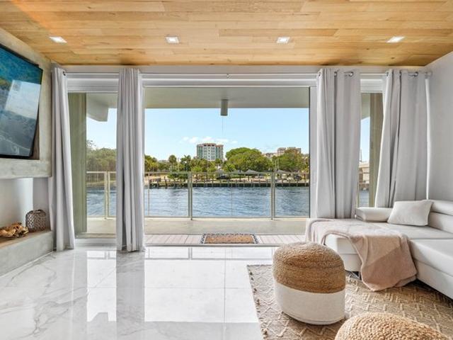 65 SE Spanish Trl Unit 2070, Boca Raton, FL 33432