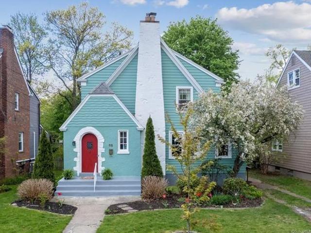 65 Spring Garden St, Hamden, CT 06517