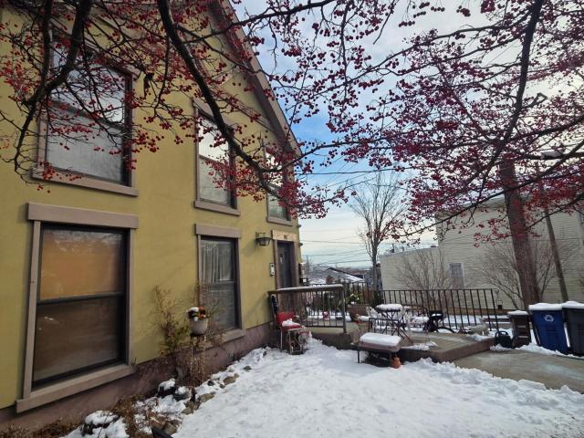 65 St Pauls Avenue