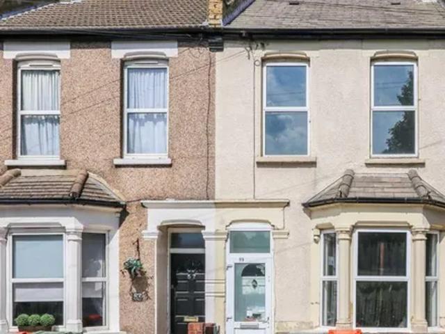 65 Star Lane, London, E16 4RF, United Kingdom | 3 bed townhouse for rent #139623030 | Rentberry