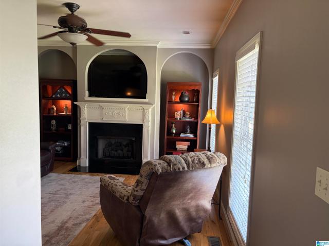 6604 Crystal Lane