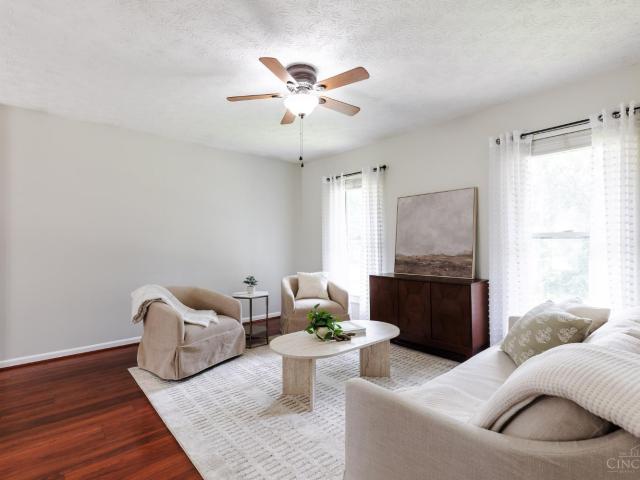 6604 Echo Lane