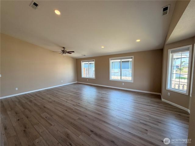 6604 Gehrig Dr
