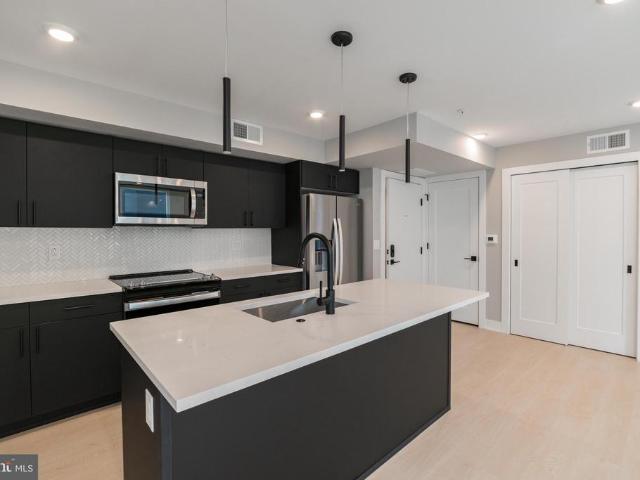6604 Ridge Avenue # 501