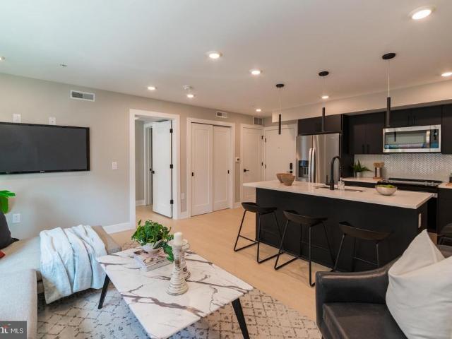 6604 Ridge Avenue # 203