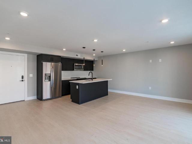 6604 Ridge Avenue # 206