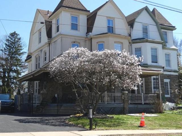 6605 N 7th St, Philadelphia, PA 19126