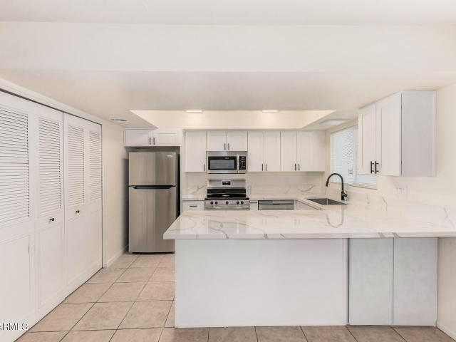 6605 N 44th Ave, Glendale, AZ 85301 | MLS #7005 | Compass