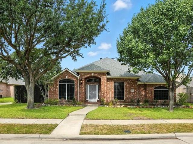 6605 Oxford Ln, The Colony, TX 75056