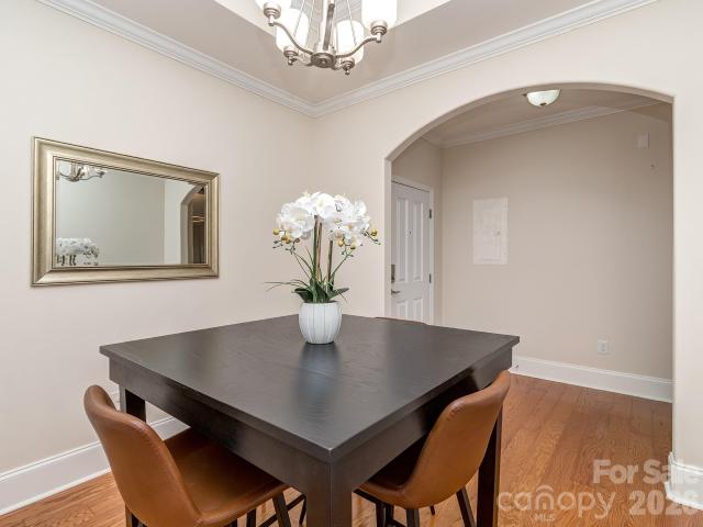 6605 Central Pacific Avenue # 403