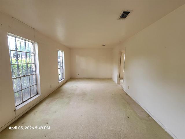 6605 Highpoint Dr
