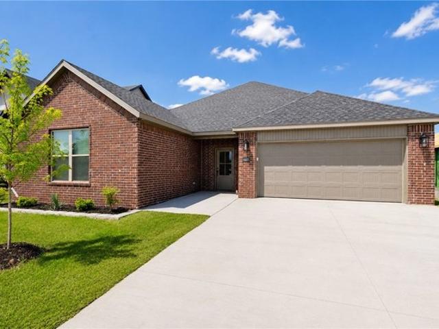 6605 SW Basswood, Bentonville, AR 72713
