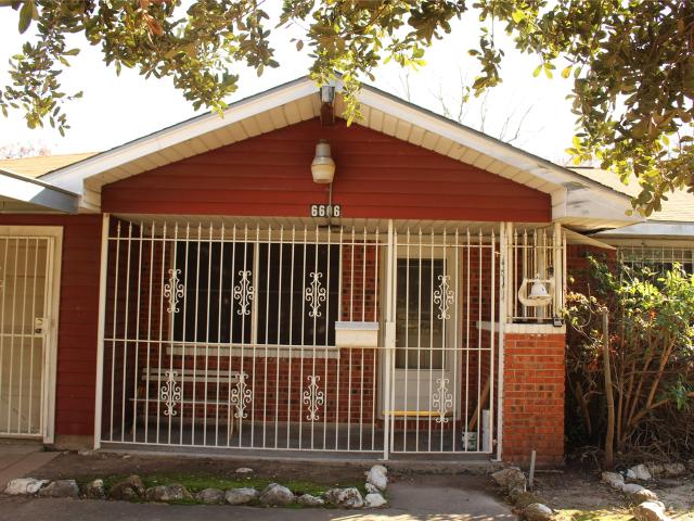 6606 Muckelroy Street