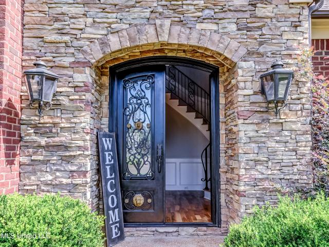 6606 Moondance Drive