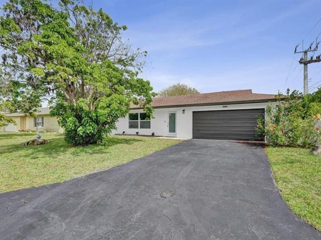 6606 NW 95th Ave, Tamarac, FL 33321