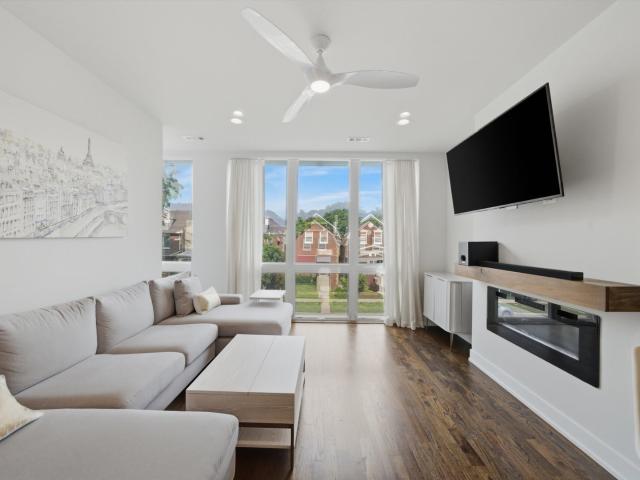 6606 S University Avenue # 2