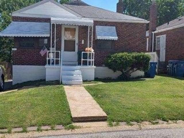 6607 Barken Ave, Saint Louis, MO 63121