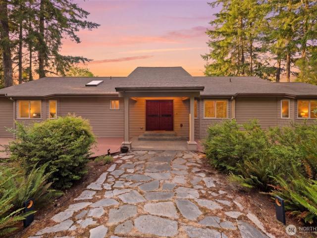 6607 Crimson Sky Loop NW