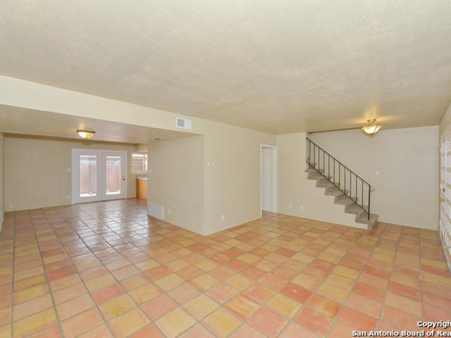 6607 Crown Rdg